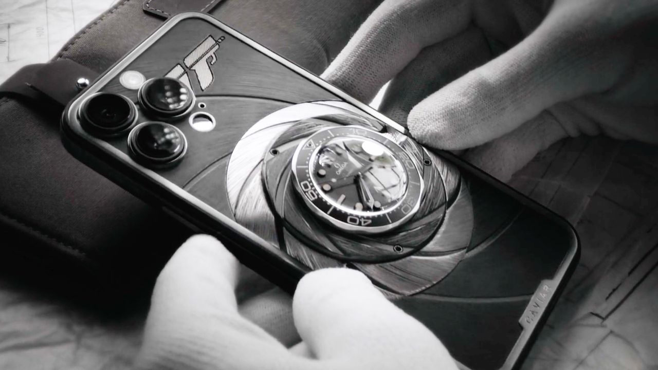 IPhone Meets Omega: This Phone Integrates a Genuine Omega Seamaster ...