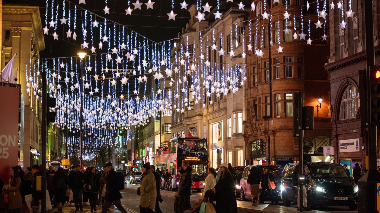 Six Ways to Experience London This Winter | GQ Middle East